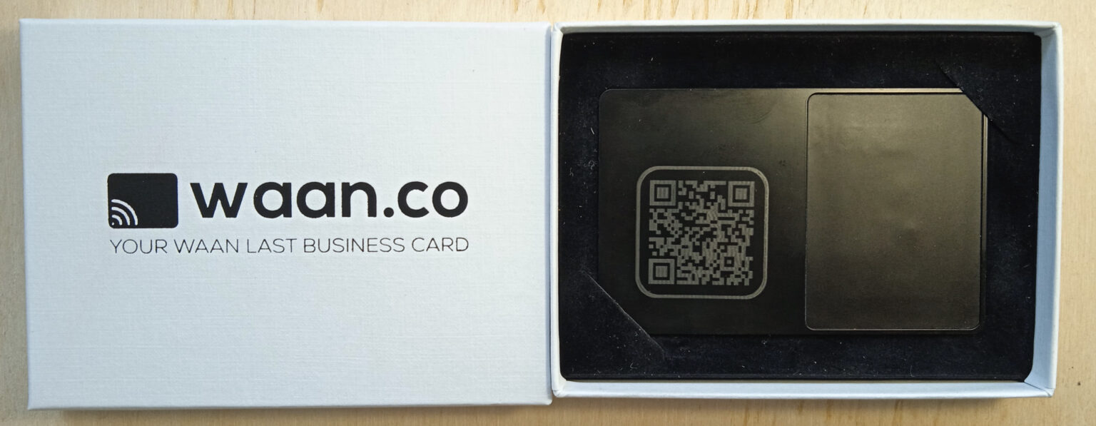 Nowość! Czarna Metalowa Wizytówka NFC z Twoim Logo | Grawerowana ...